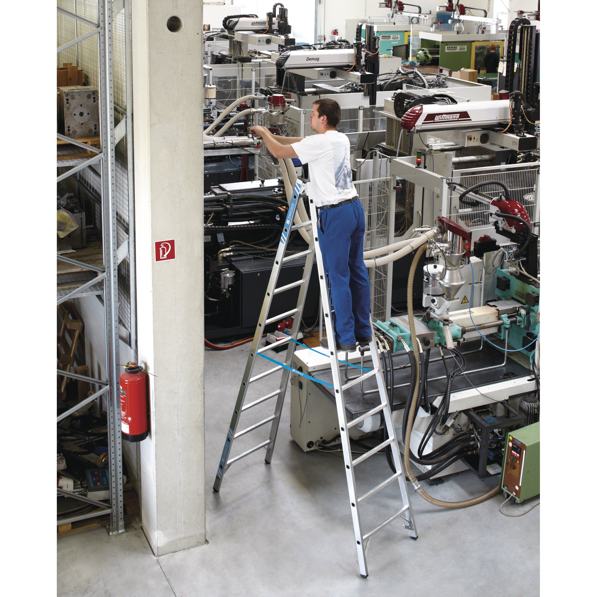 Coni B | Escalera de tijera, bilateral | ZARGES - innovaciones en aluminio